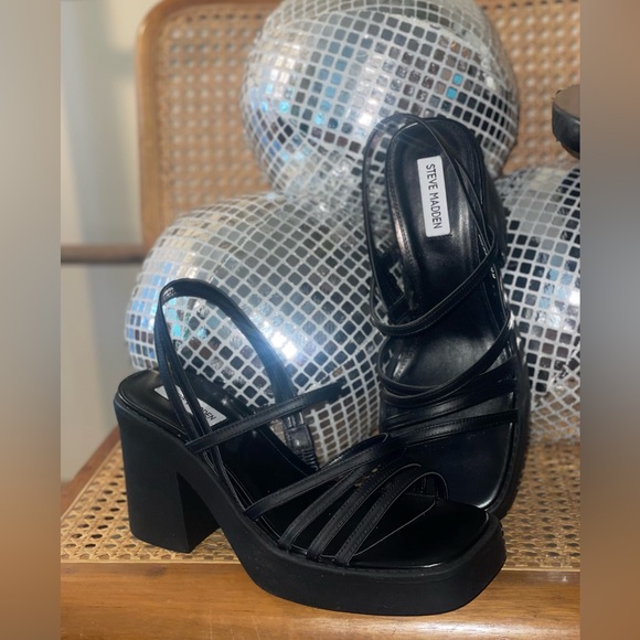 Steve Madden | Shoes | Nwb Steve Madden Kalani Black Leather Strap ...